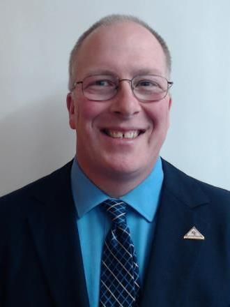 Keith signs contract – McCreary Journal